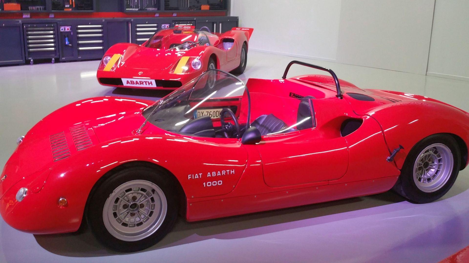 Auto d'epoca - Officine Abarth Classiche, dove romba la nostalgia ...