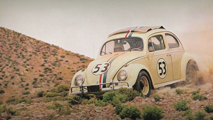 Volkswagen Maggiolino esce di produzione: la sua storia - MotorBox