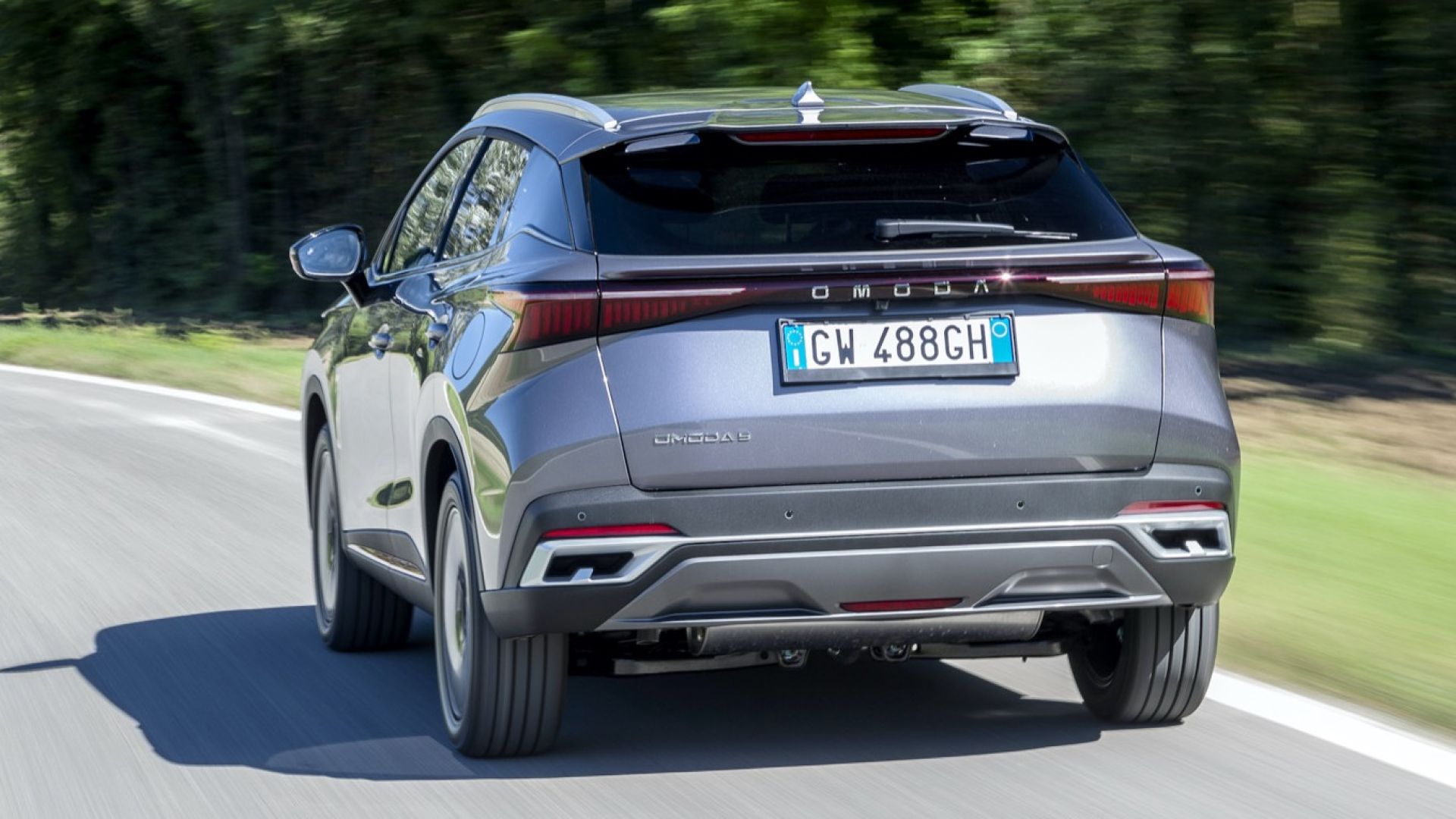 Omoda 5 Pure, nuova entry level 2025. C-SUV, prezzi a confronto