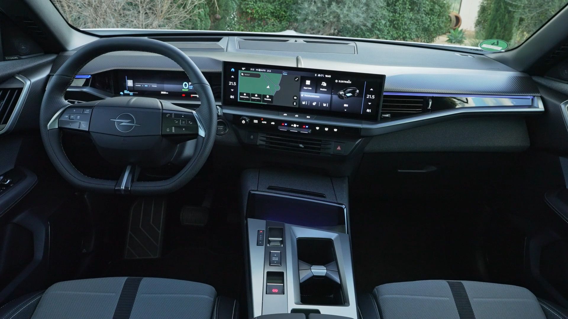 Opel Grandland plug-in hybrid 2025: prova, consumi del SUV ibrido