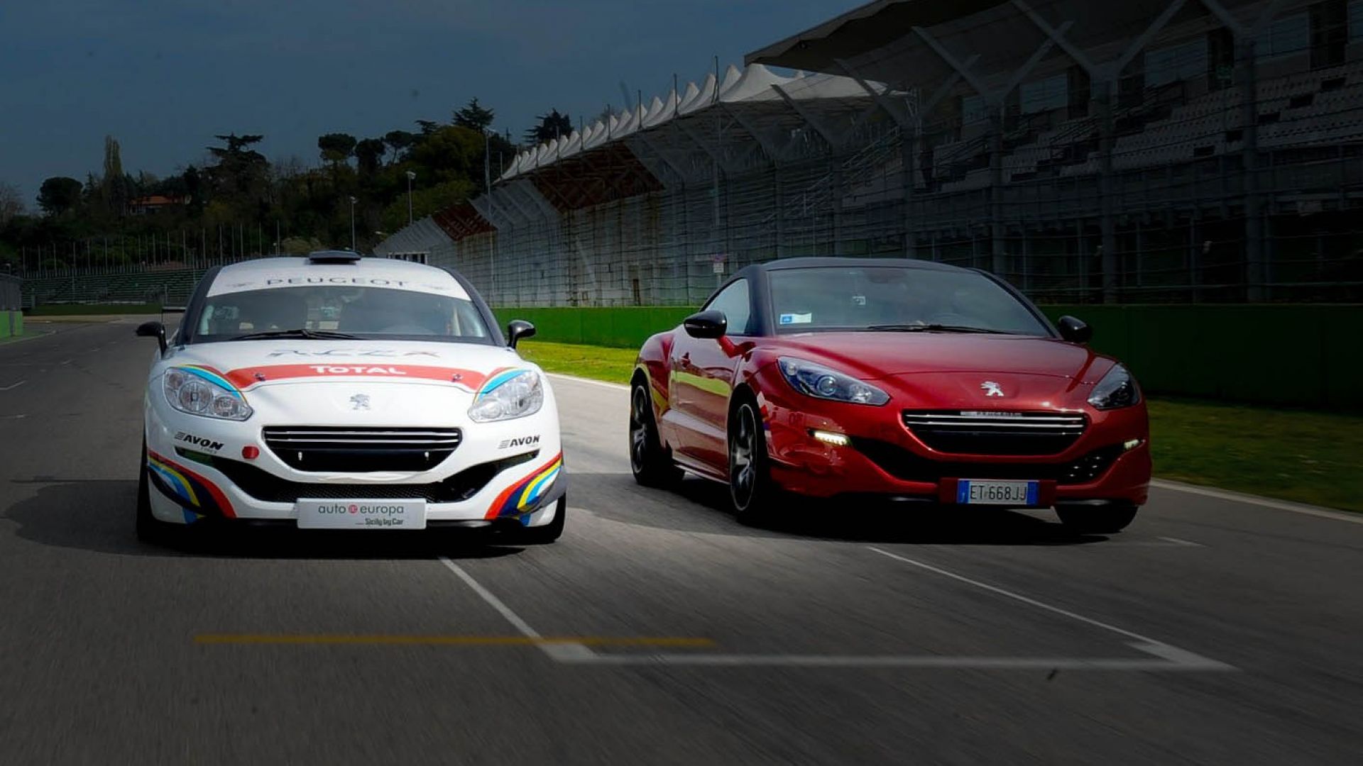 Prova | Peugeot RCZ R vs RCZ Racing Cup