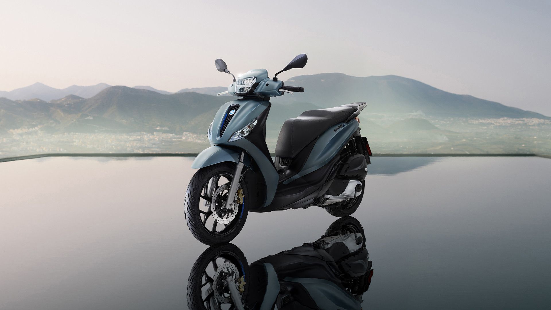 Piaggio Medley 200 2025: prezzi e versioni dello scooter italiano