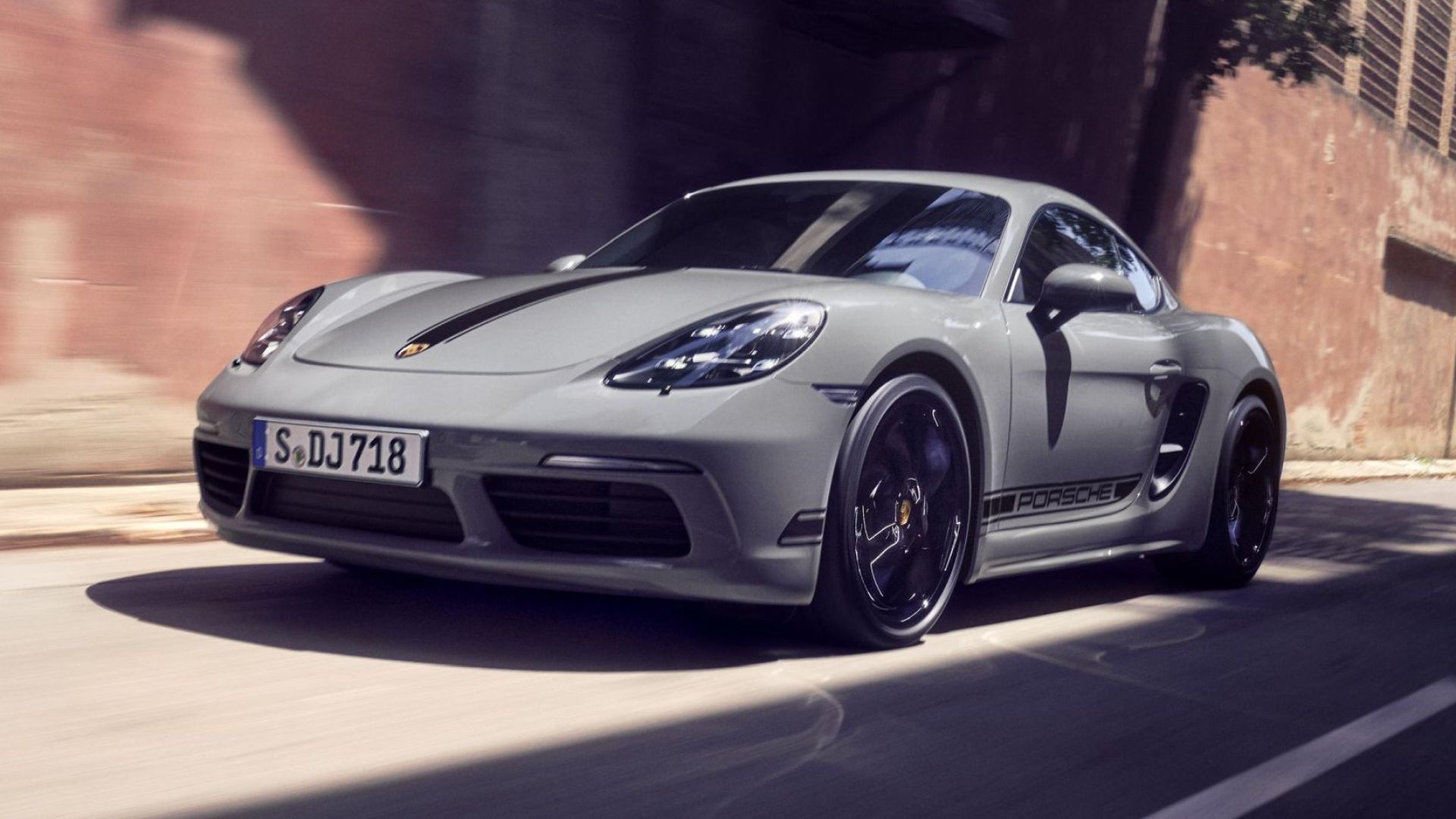 Prezzi e dotazioni di Porsche 718 Boxster e 718 Cayman Style Edition