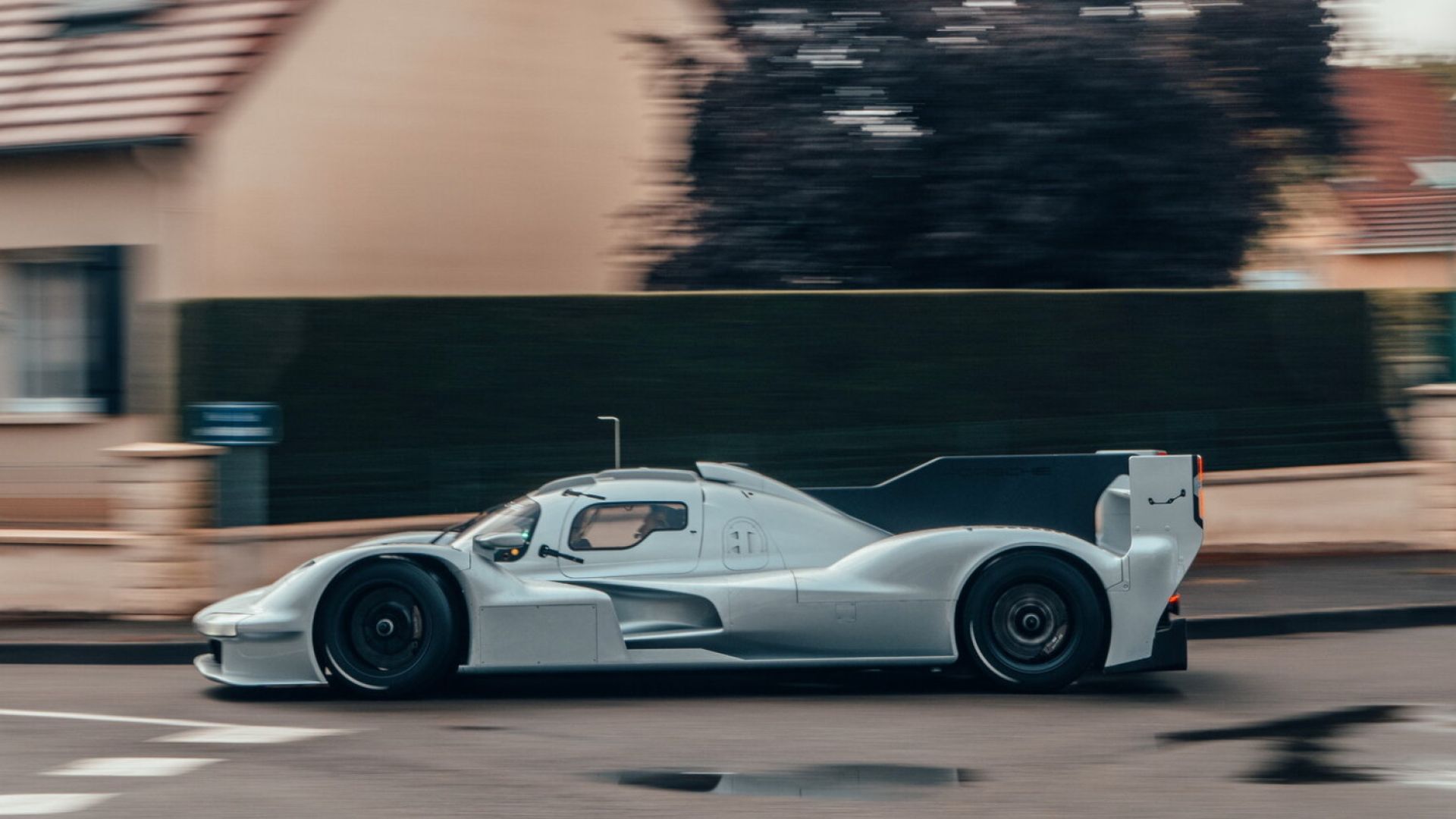 Porsche 963 RSP: l’hypercar stradale debutta per la 24h Le Mans