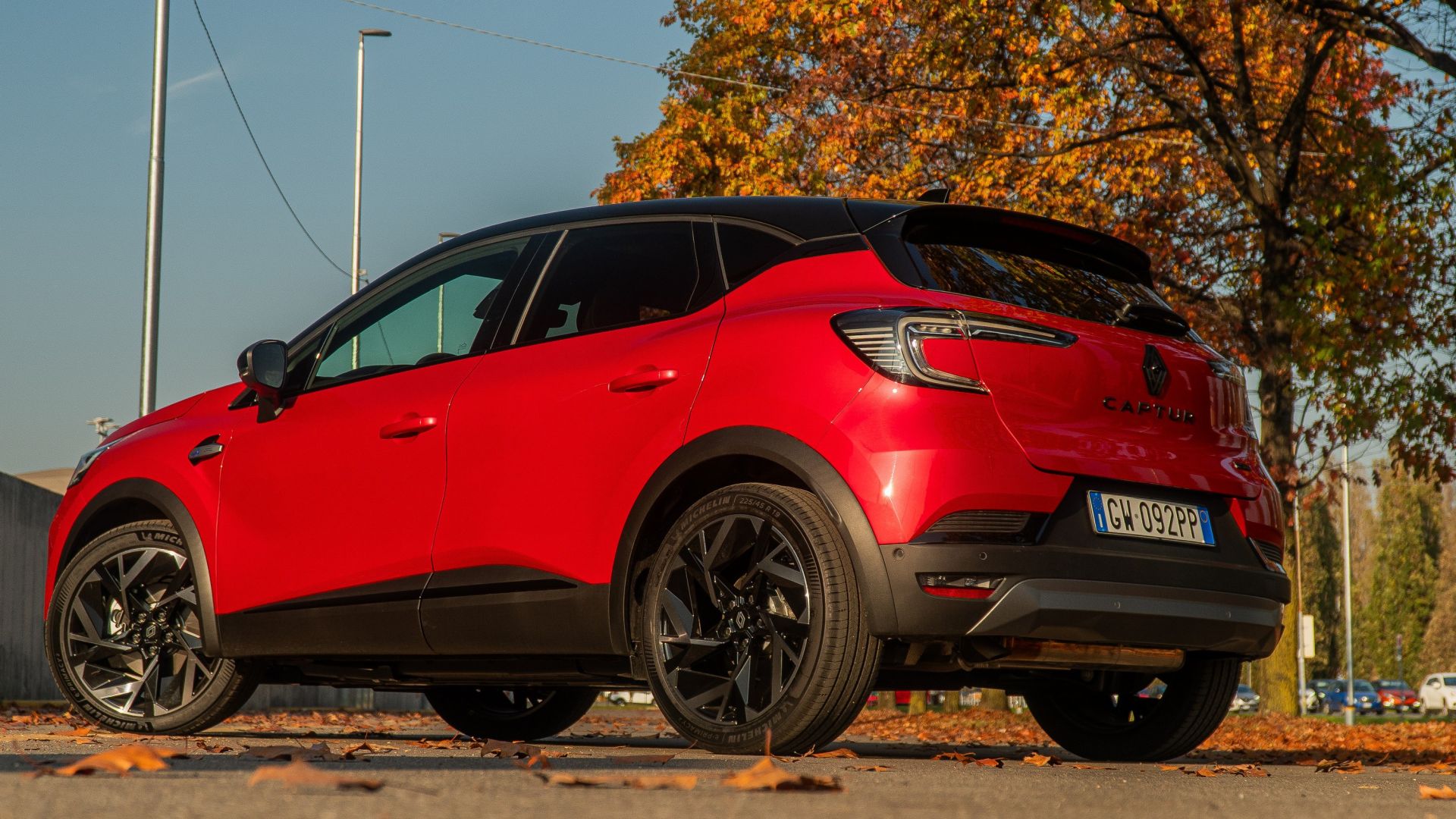 Prova Renault Captur E-Tech 145: analisi B-SUV full-hybrid 2024