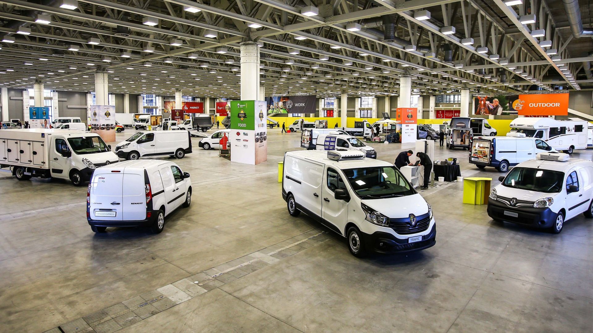 Pro | Renault Pro+ Business Booster Tour 2016