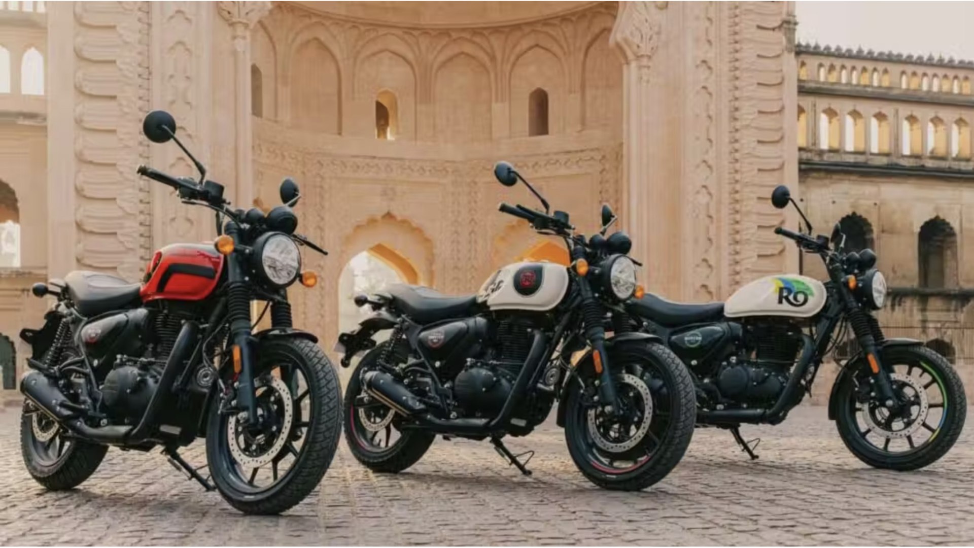 Royal Enfield HNTR 350 2025: novità, colori e prezzi