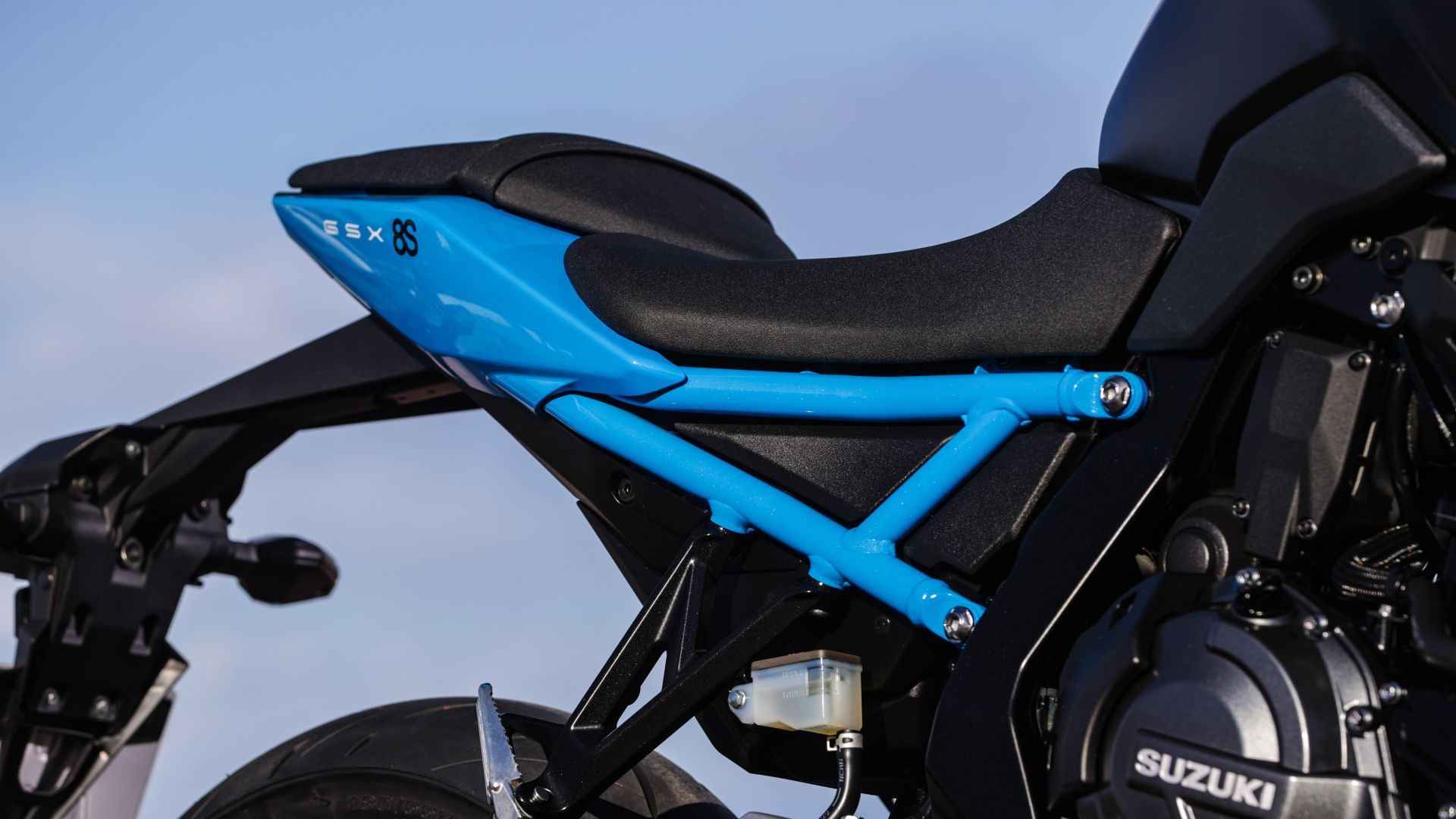 Suzuki GSX-8T e GSX-8TT: nuovi modelli moto, data arrivo