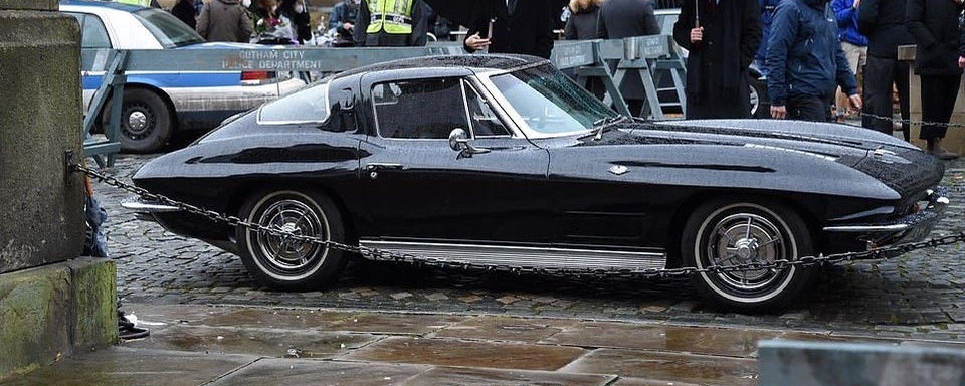 The Batman: la Corvette Stingray di Bruce Wayne sul set - MotorBox