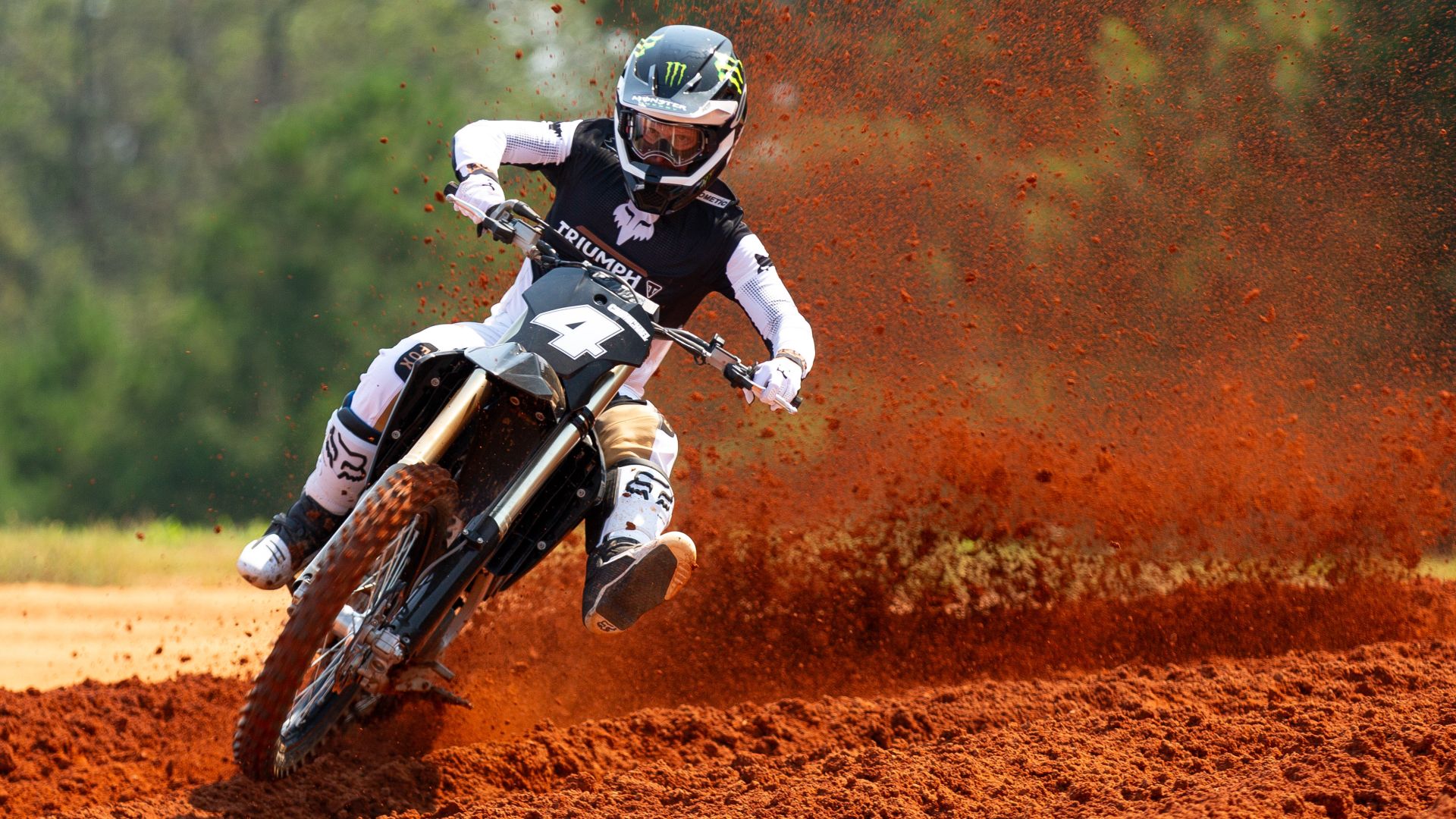 Triumph MX 250: la moto da cross pronta al debutto