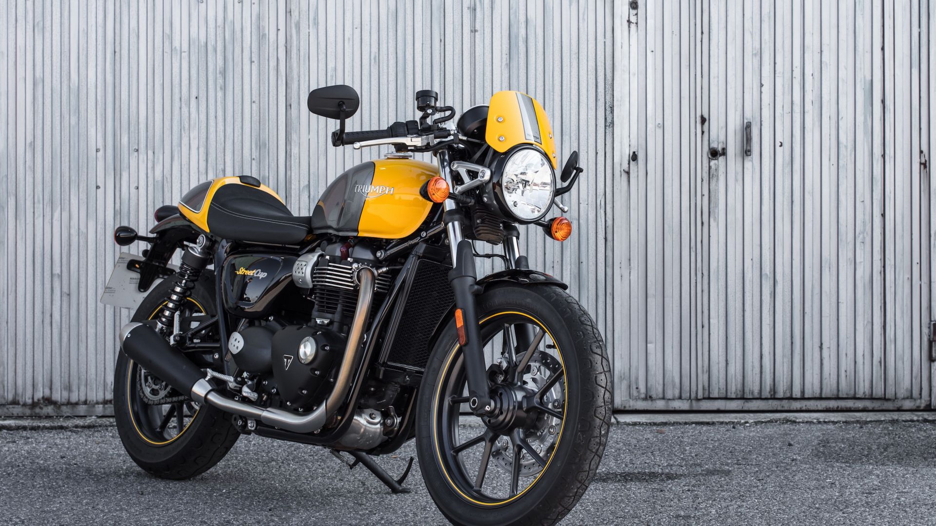 Triumph Street Cup: prova, prezzo, caratteristiche. Guarda il video.