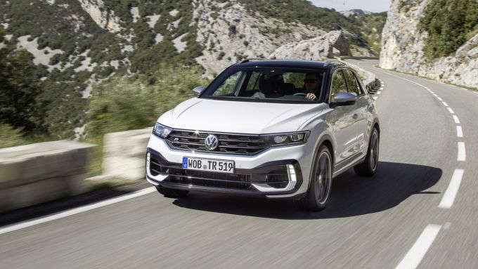T-Roc 2020 GTE, ibrido plug-in 245 CV. Motori, autonomia, prezzo - MotorBox