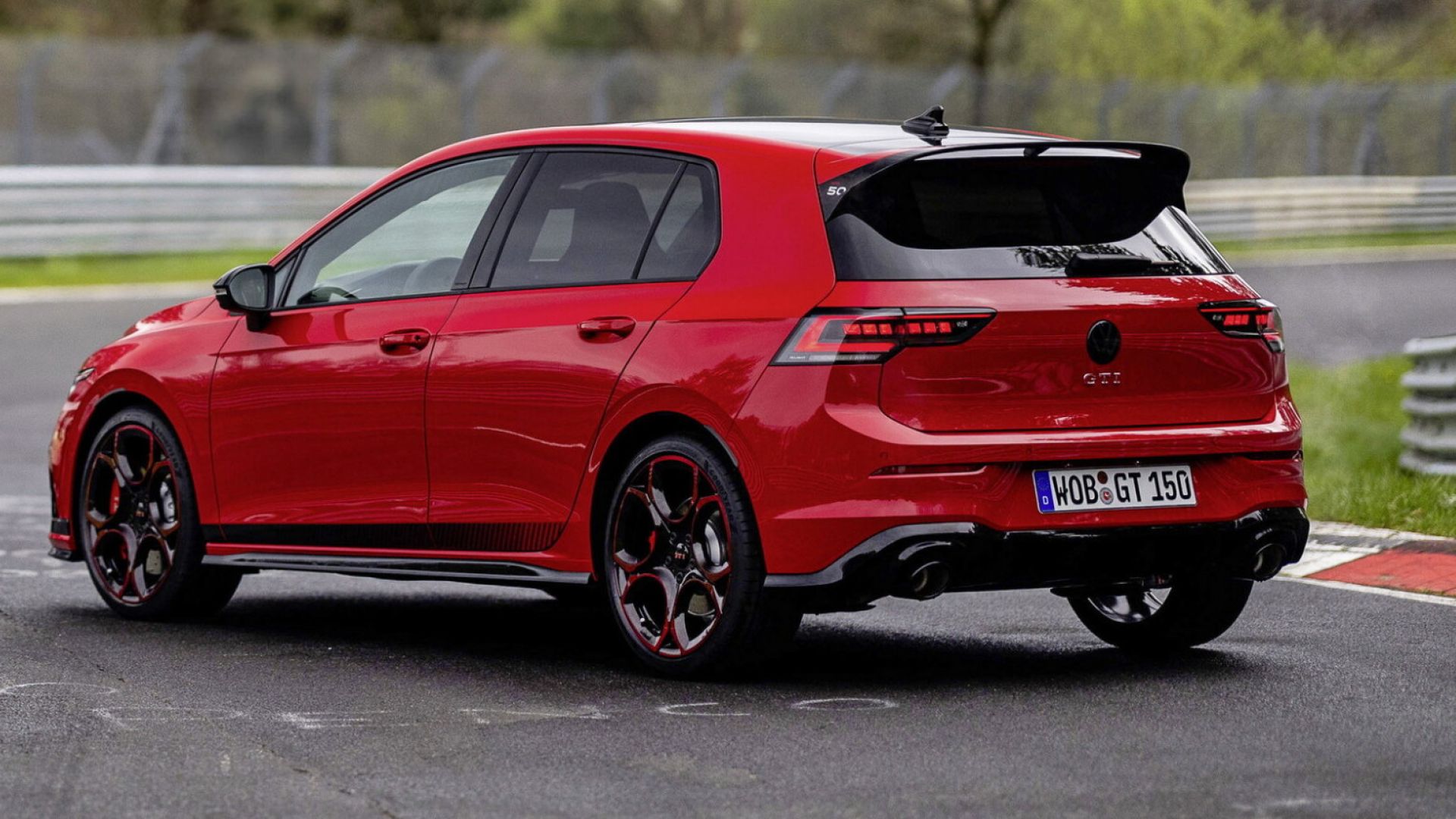 Volkswagen Golf GTI Edition 50: debutto e dati tecnici