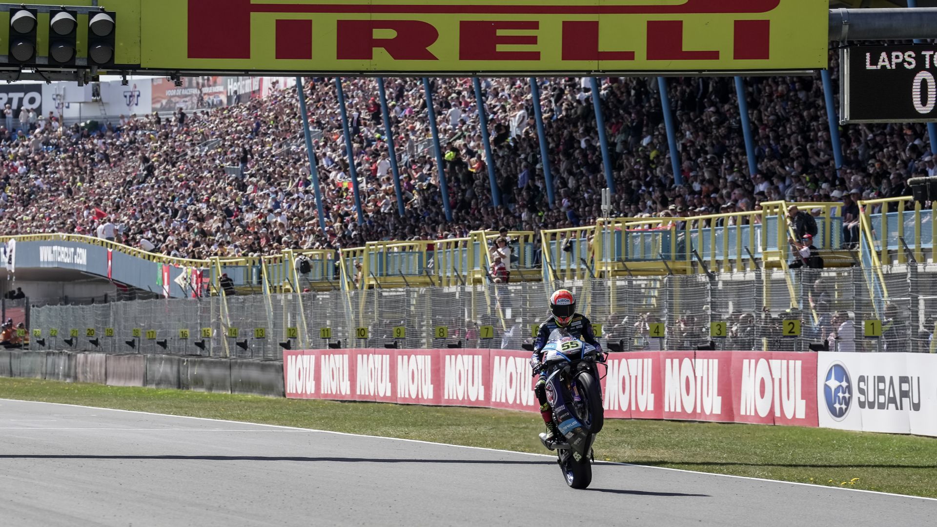 WorldSBK Paesi Bassi 2025: la cronaca di Superpole Race e Gara-2