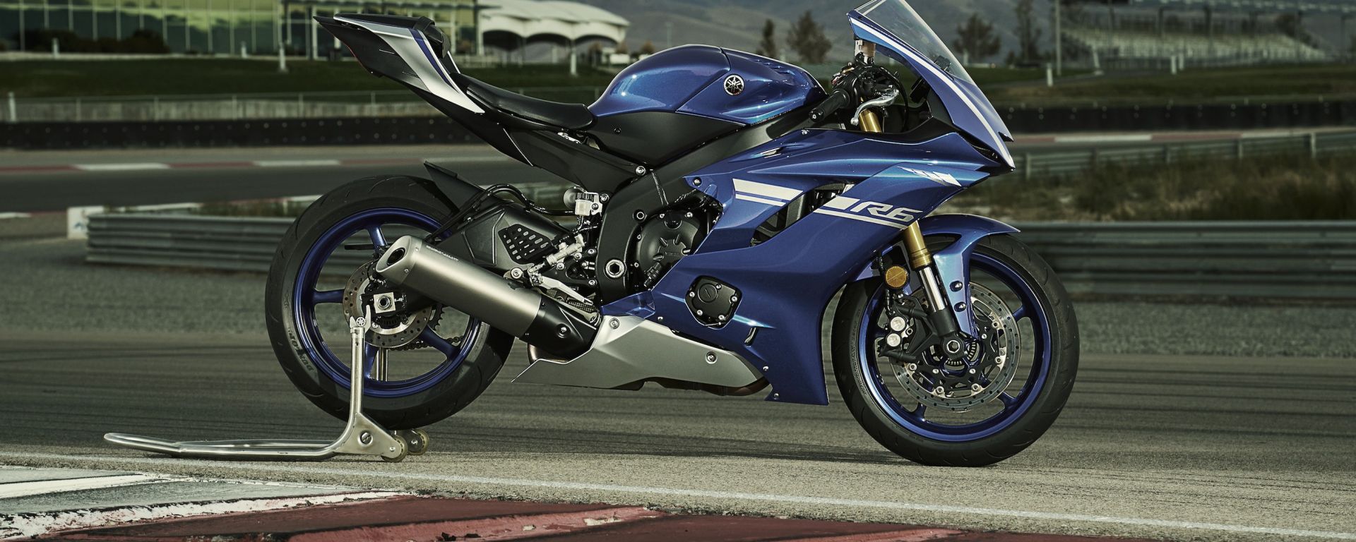 Eicma 2016 - Yamaha YZF-R6 2017, una R1 in formato mignon - MotorBox